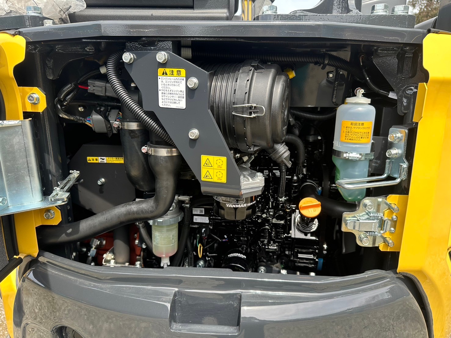 【新車】YANMAR 油圧ショベル VIO30-6C | 株式会社G.TRES